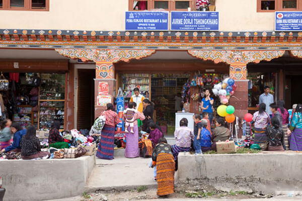 Bhutan Souvenirs - Top 10 Best Things To Buy When Visiting Bhutan
